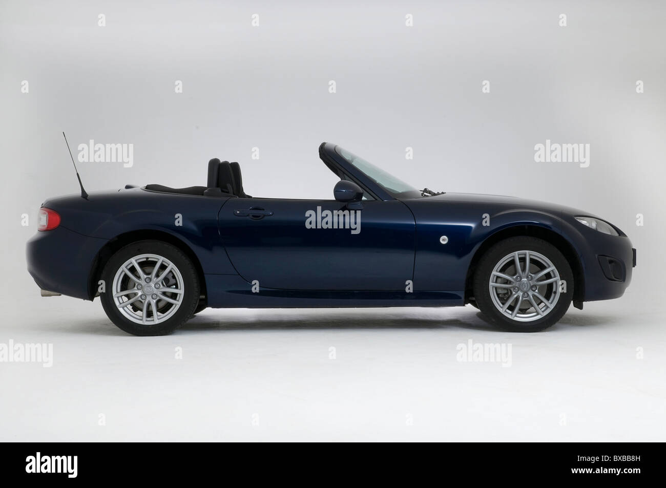 Mazda side profile hi-res stock photography and images - Alamy
