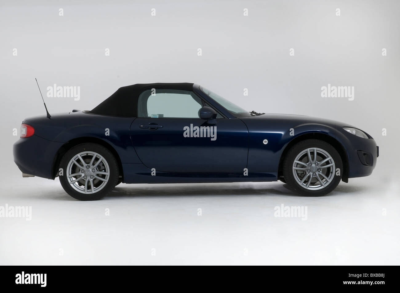 Mazda side profile hi-res stock photography and images - Alamy