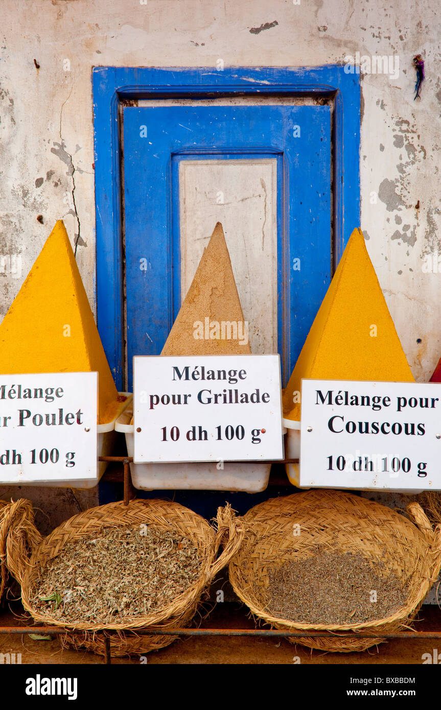 Morocco spice pyramid hi-res stock photography and images - Alamy