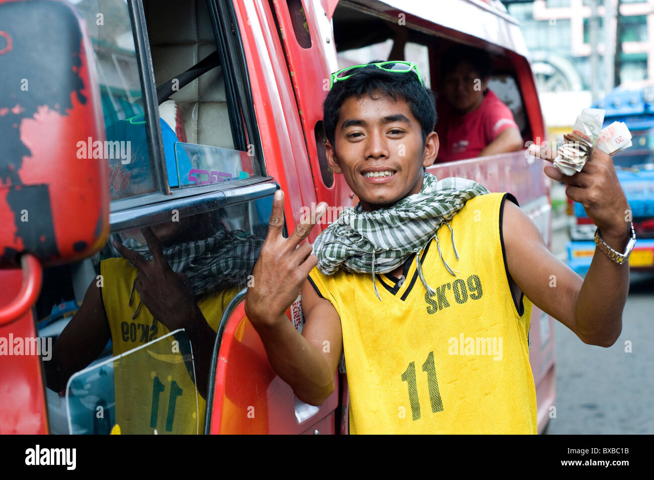 Philippine jeepney hi-res stock photography and images - Alamy