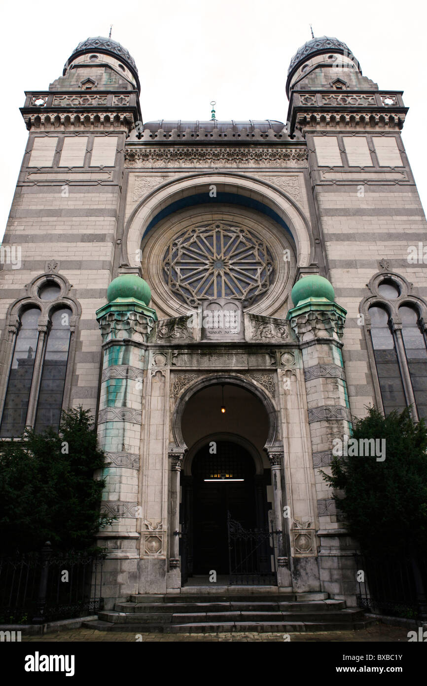 The Hollandse Synagogue in Bouwmeesterstraat in Antwerp, Belgium Stock ...