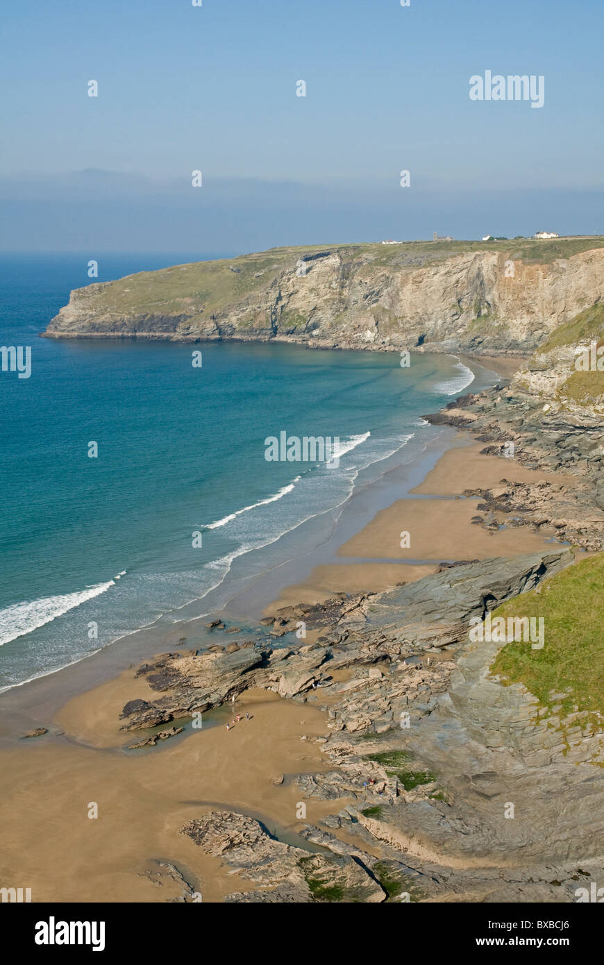 The attractive sandy beach at Trebarwith Strand on the north Cornwall ...
