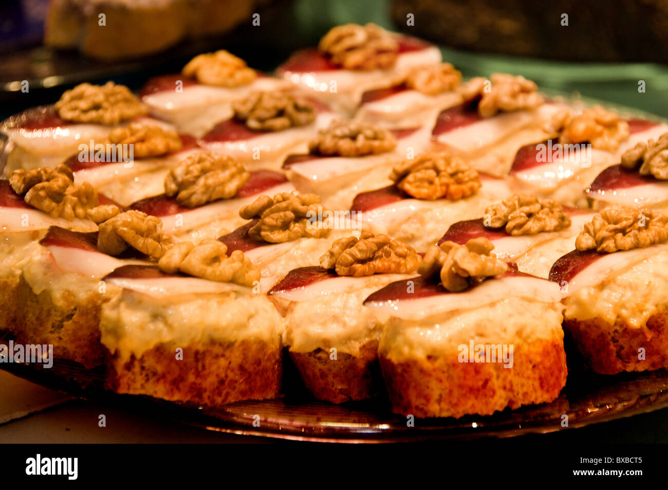 Plaza Nueva Bilbao Spain Restaurant Bar Pub Cafe tapas pinchos pintxos ...