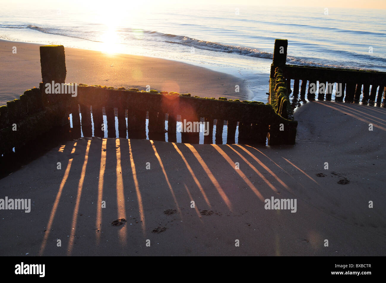 Beach groins hi-res stock photography and images - Alamy