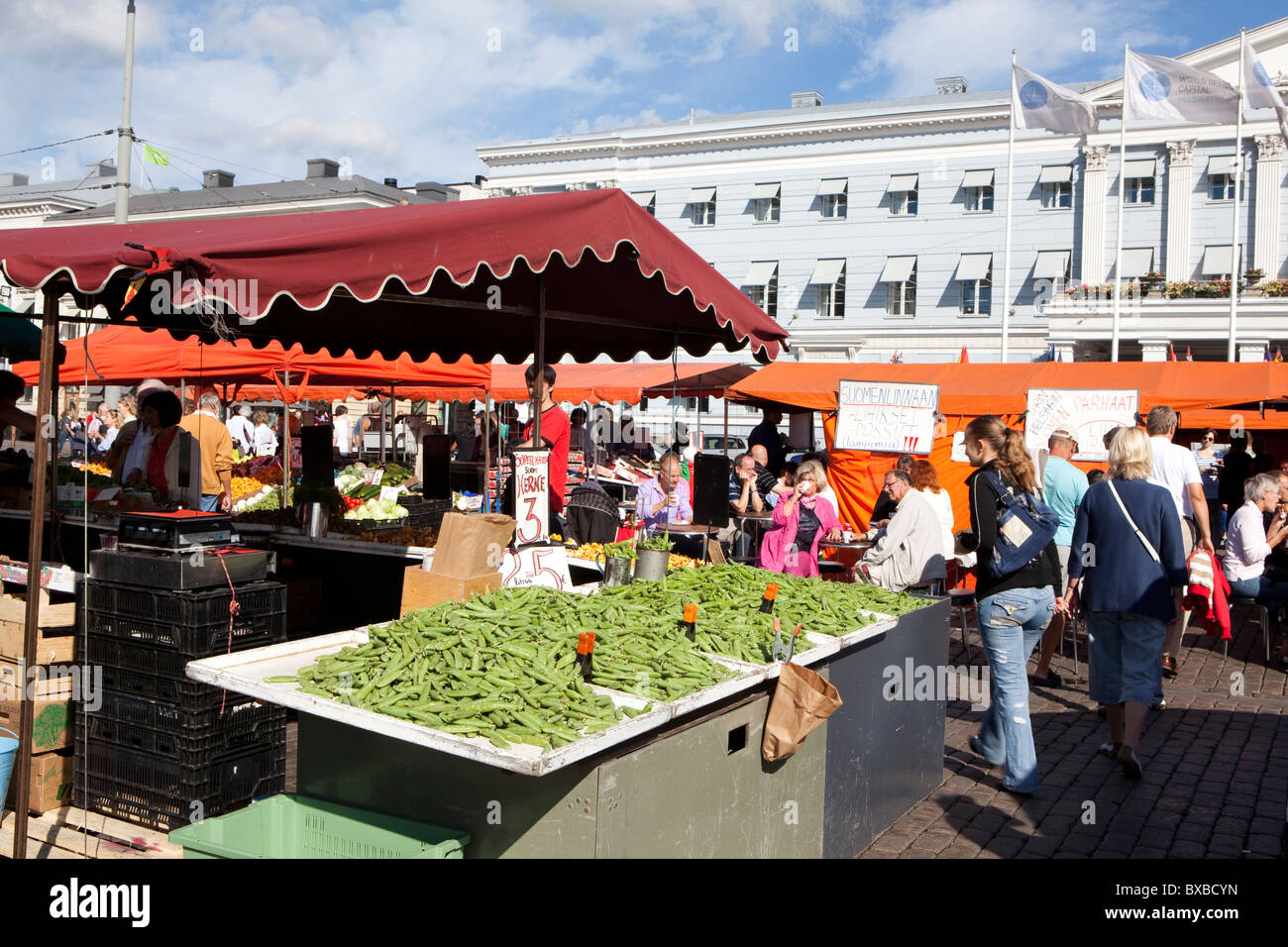 Market square helsinki hi-res stock photography and images - Alamy