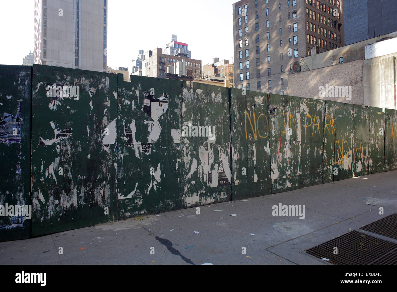 Ripped Peeling Posters High Resolution Stock Photography and Images - Alamy