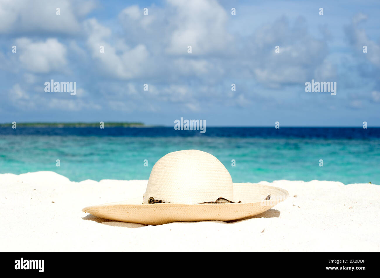 Hat in maldives hi-res stock photography and images - Alamy