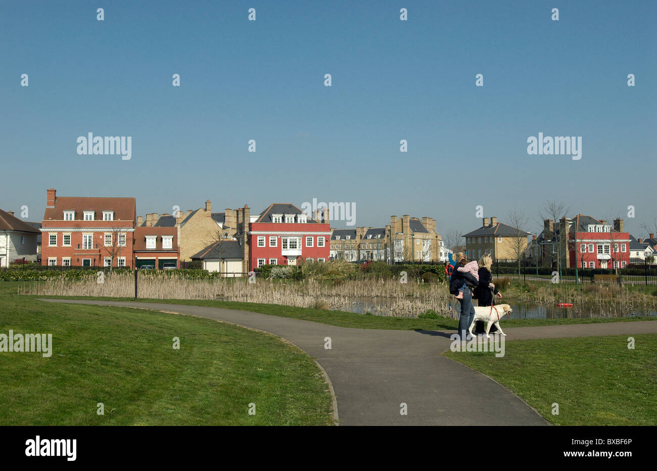 Child uk housing estate hi-res stock photography and images - Alamy