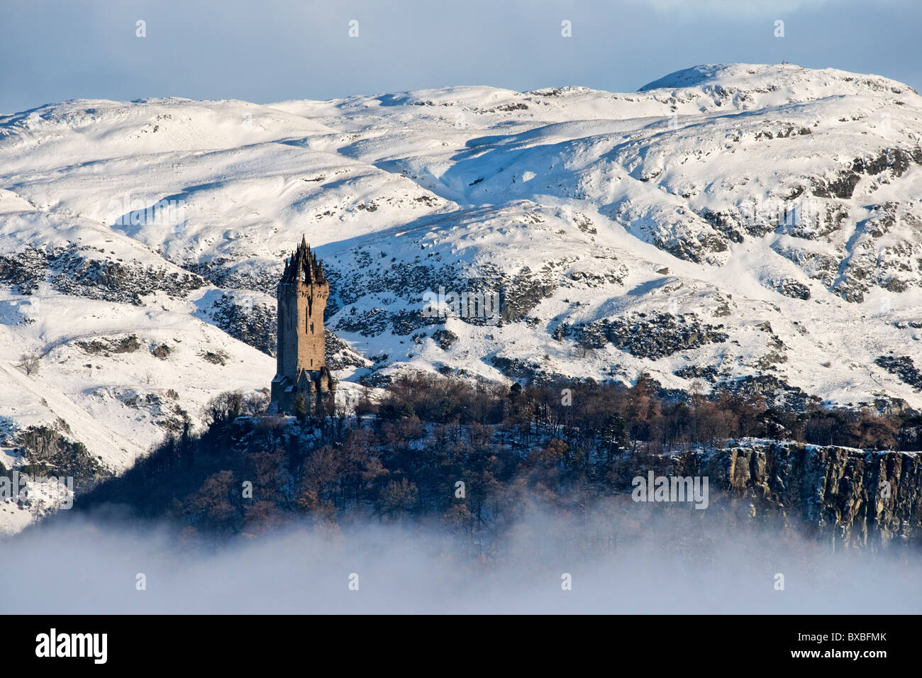 The National Wallace Monument on Abbey Craig, Stirling, Scotland, UK ...