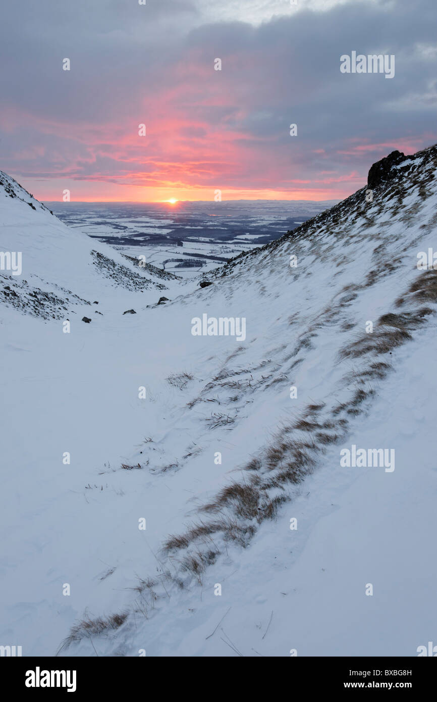 Ochil hills scotland sunrise hi-res stock photography and images - Alamy