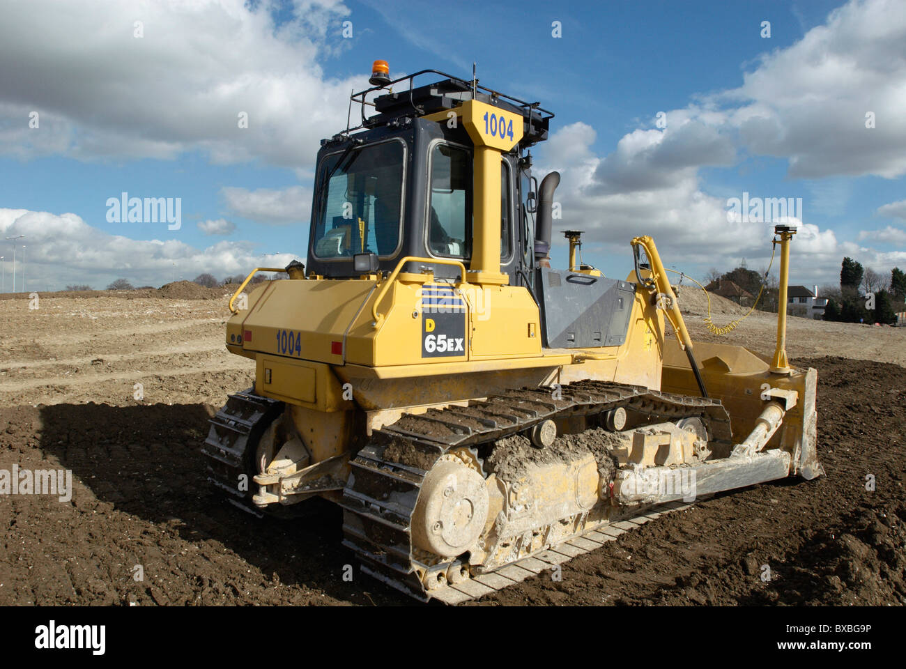 Bulldozer tracks hi-res stock photography and images - Alamy