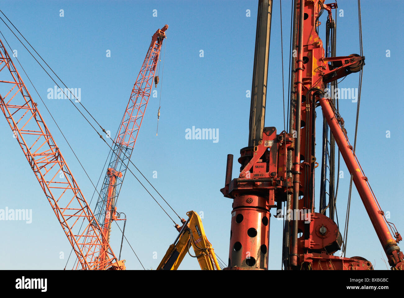 Piler hi-res stock photography and images - Alamy