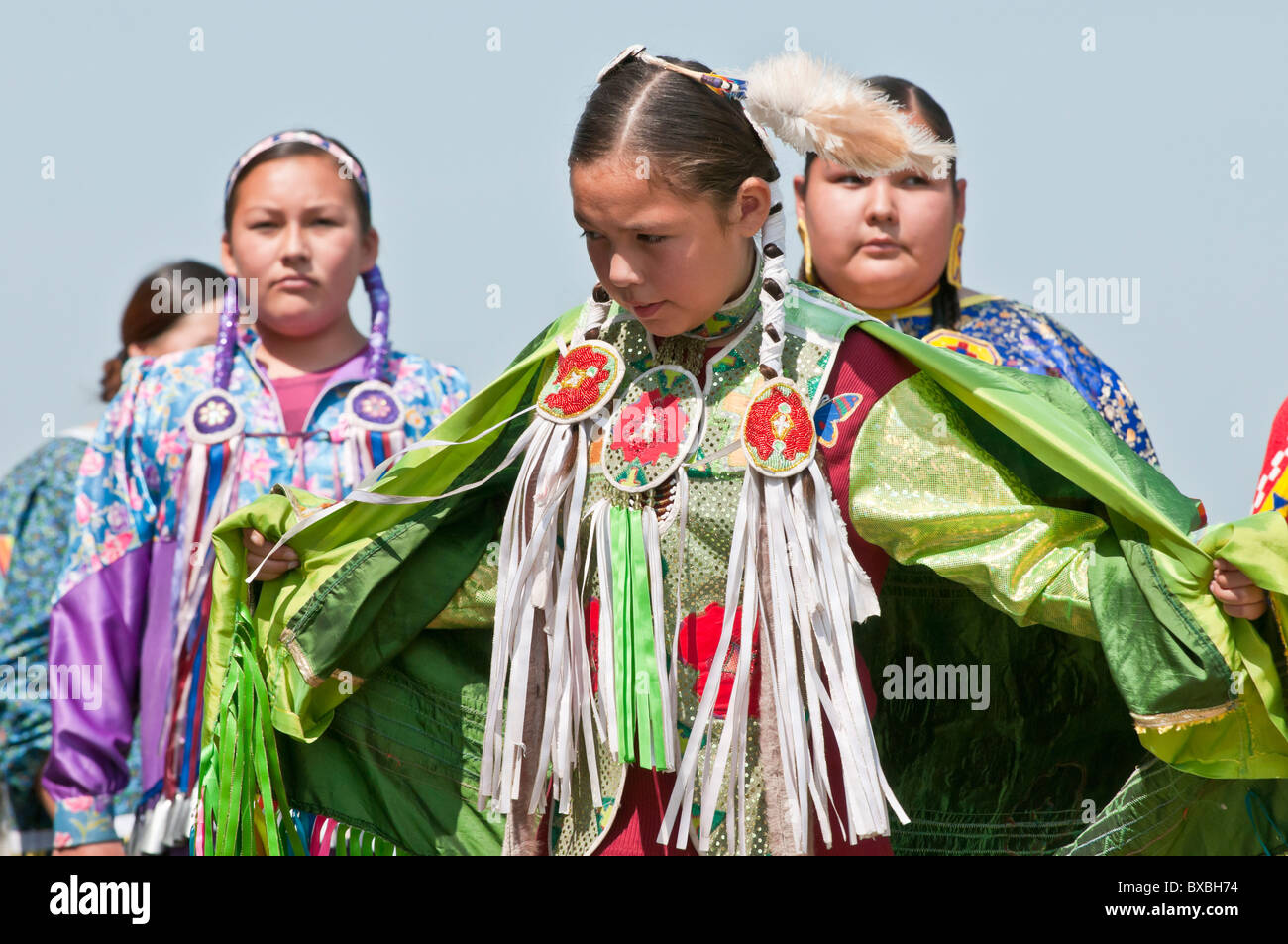 Fancy Shawl Dance High Resolution Stock Photography and Images - Alamy