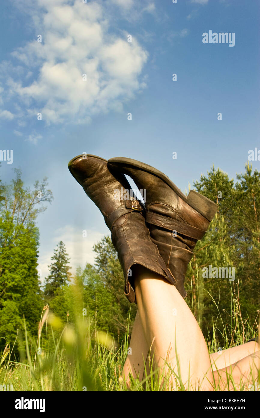 Women on meadow hi-res stock photography and images - Alamy