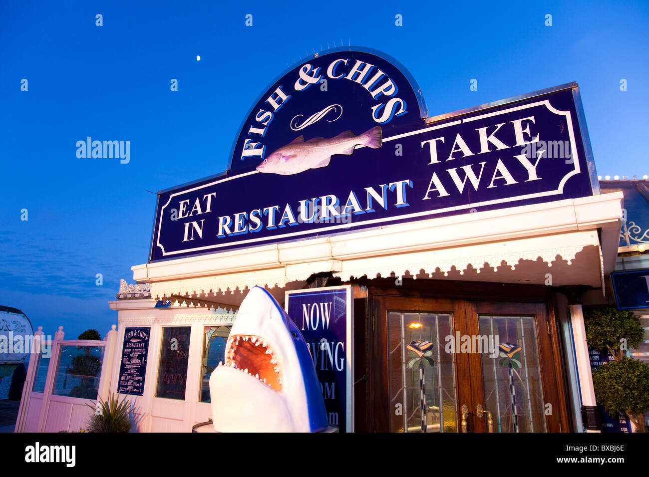 Shark brighton pier hi-res stock photography and images - Alamy