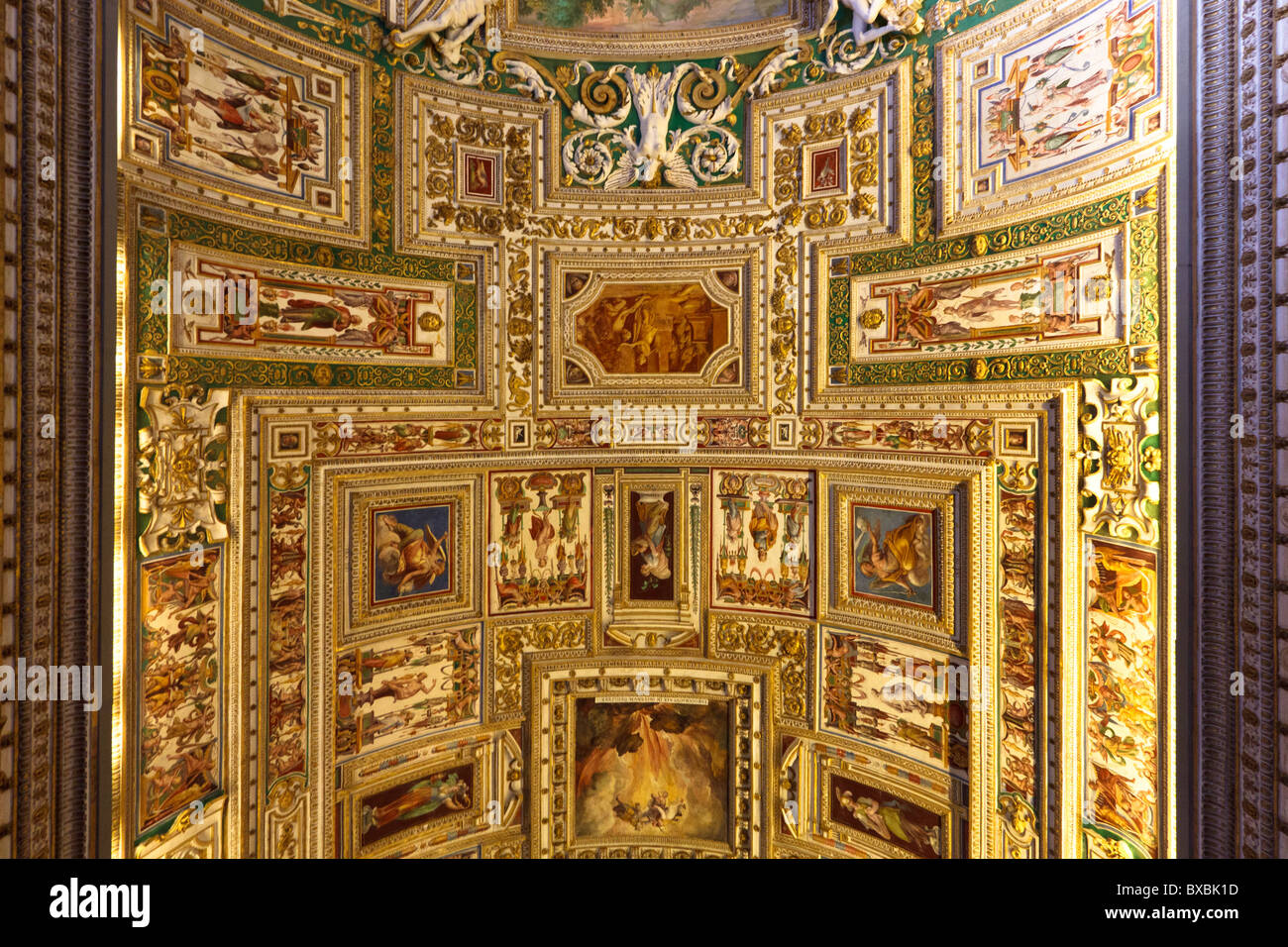 Gallery of maps vatican museum hi-res stock photography and images - Alamy