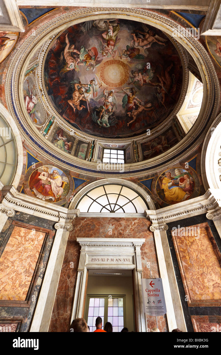 Vatican Museum Interior High Resolution Stock Photography and Images ...