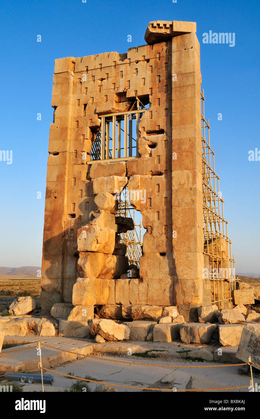 Zendan-e Soleiman, archeological site of Pasargadae, UNESCO World ...