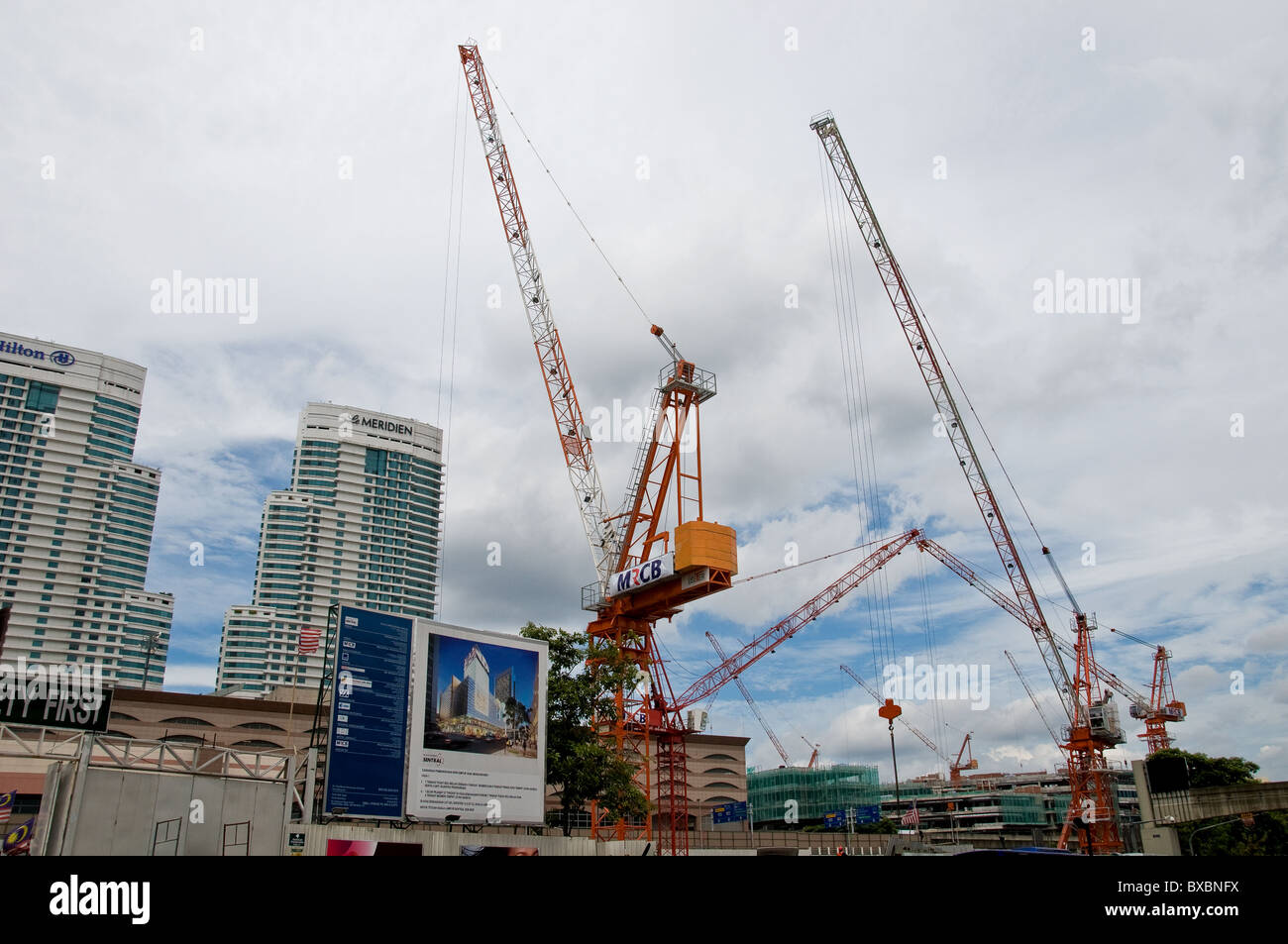 Construction work in Kuala Lumpur in Malaysia. Photo by Gordon Scammell ...