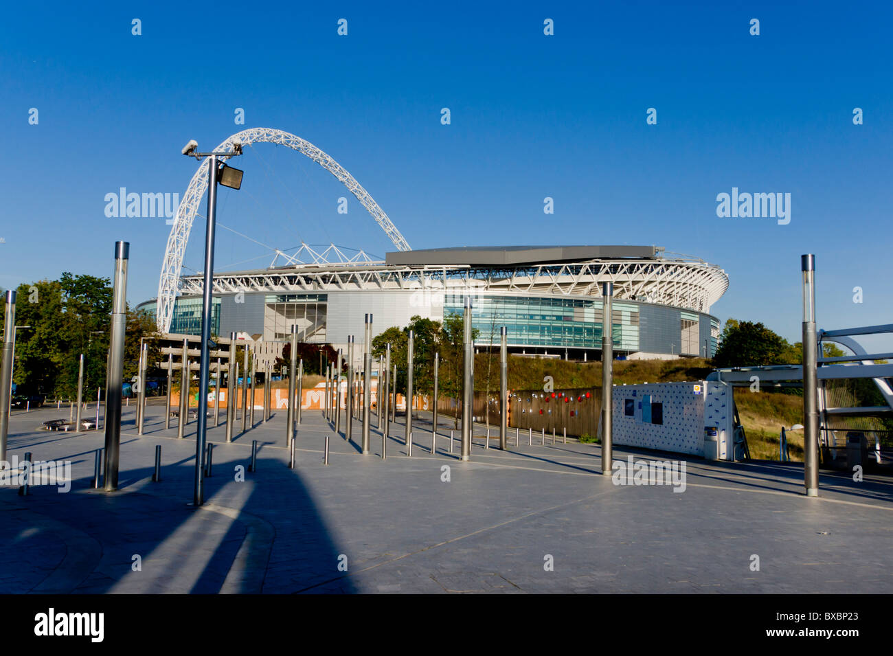 Wembley stadium station hi-res stock photography and images - Alamy