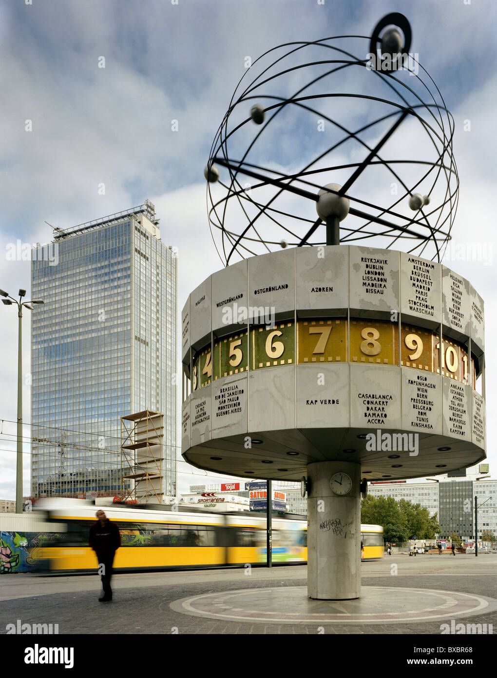 World Time Clock Park Inn Berlin High Resolution Stock Photography and Images - Alamy
