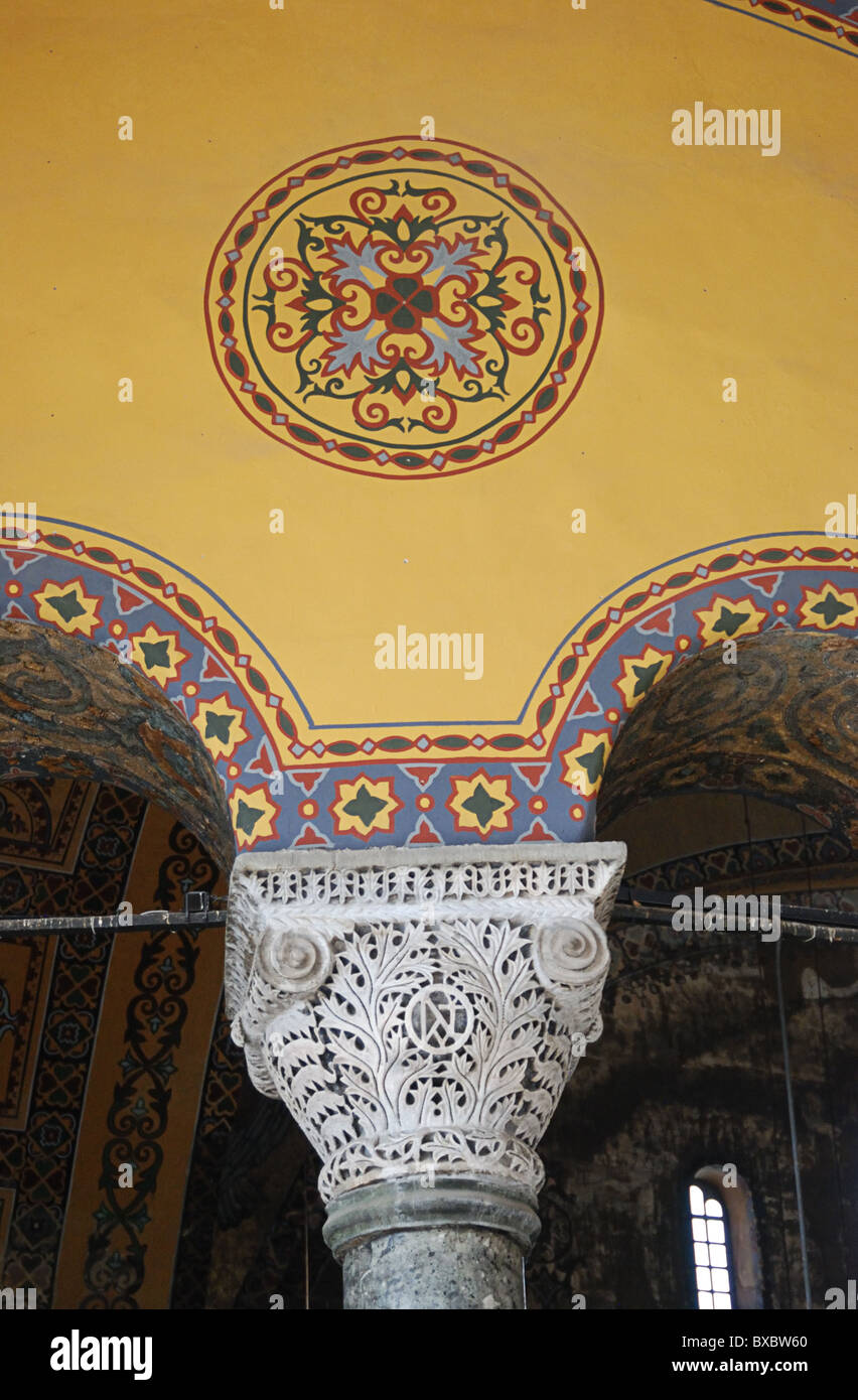 Istanbul Museum Column High Resolution Stock Photography and Images - Alamy