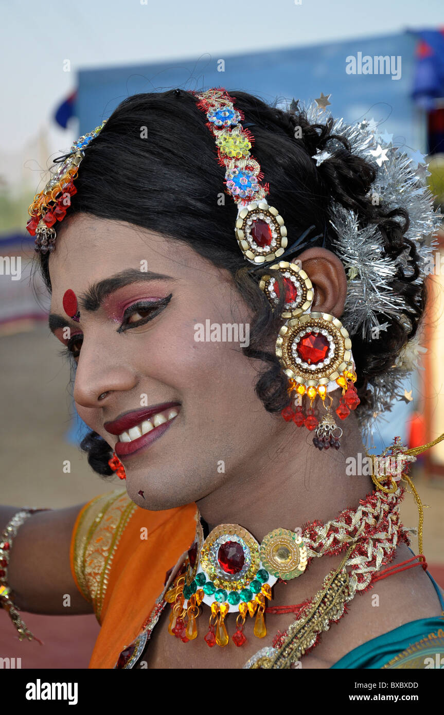 Smiling Indian girl Stock Photo - Alamy