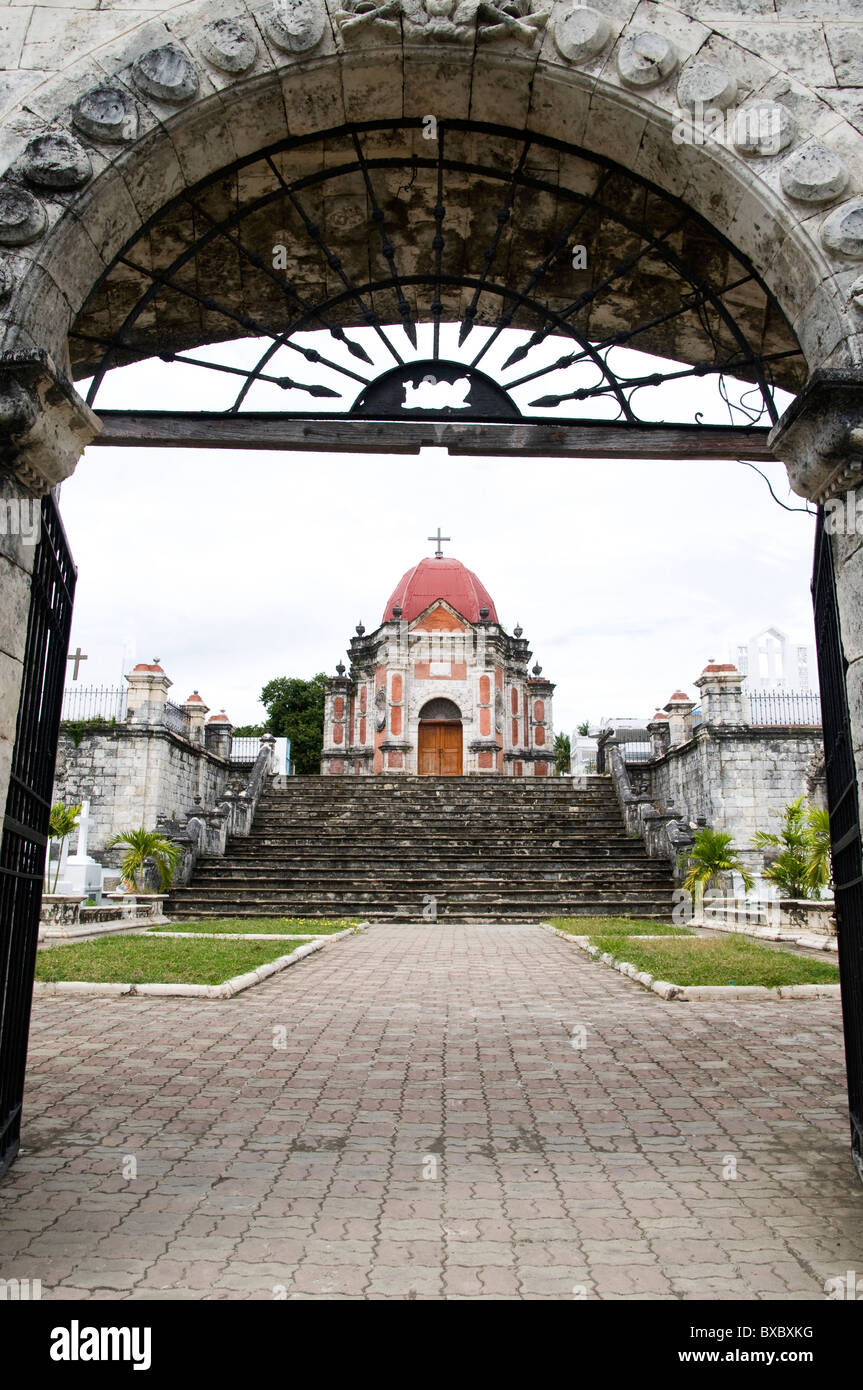 Philippine cemetery hi-res stock photography and images - Alamy