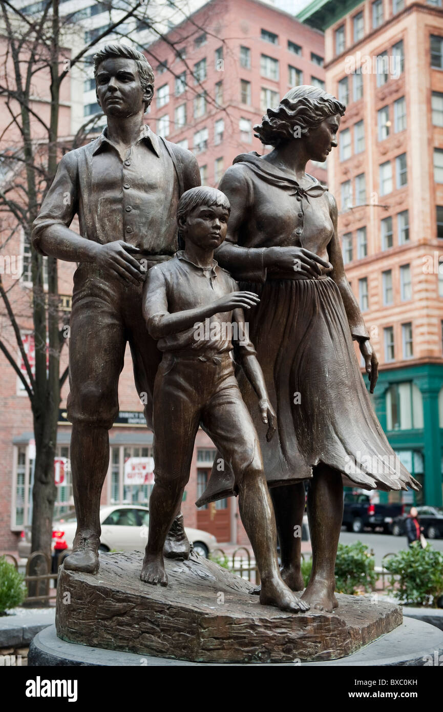 Boston irish famine memorial hi-res stock photography and images - Alamy