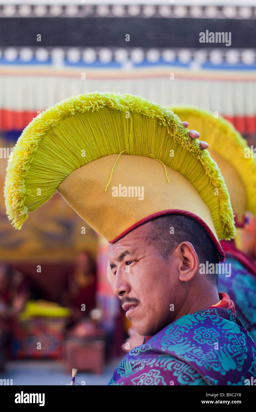 Ritual hats hi-res stock photography and images - Alamy