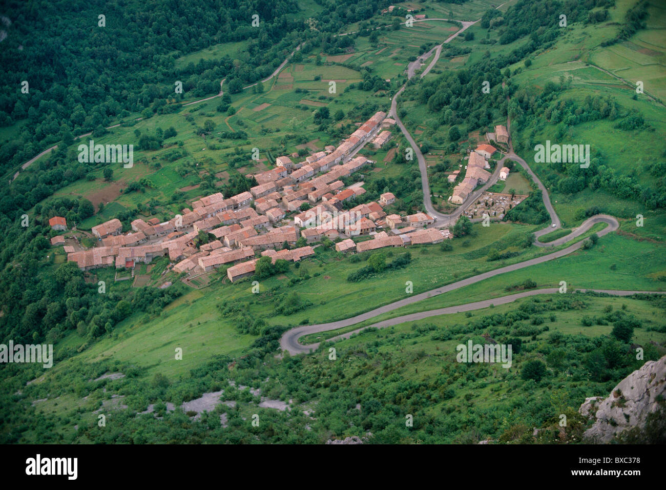 Montsegur village, Ariege, France Stock Photo - Alamy