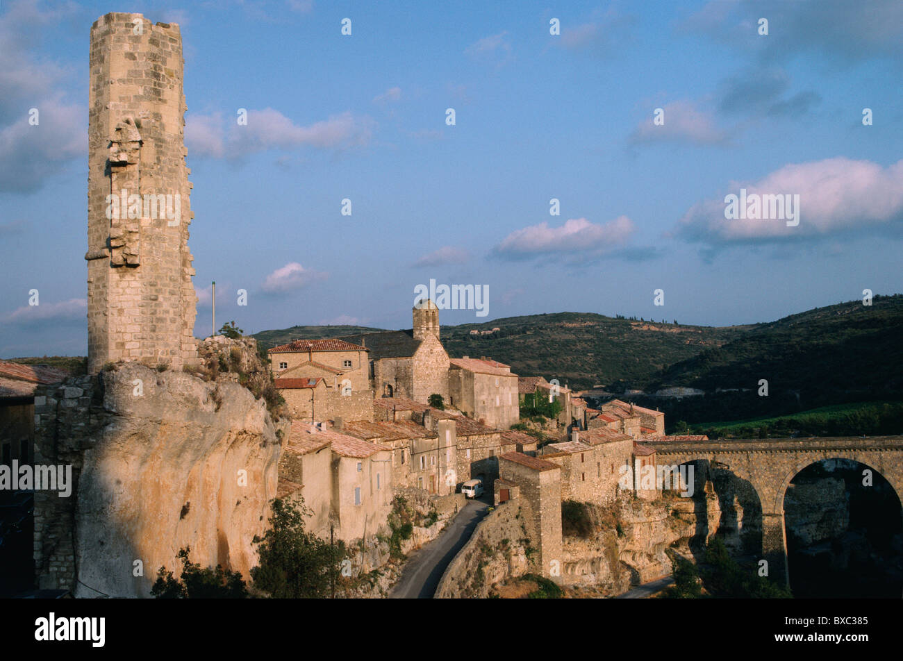 Ruined fortress and village of Minerve, Aude, France Stock Photo - Alamy
