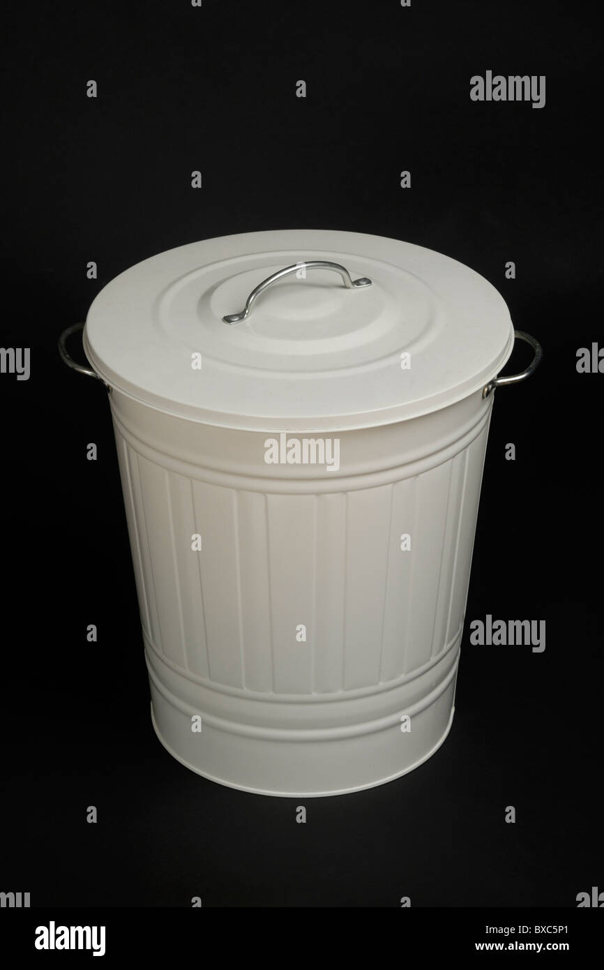 Bin cut out metal hi-res stock photography and images - Alamy