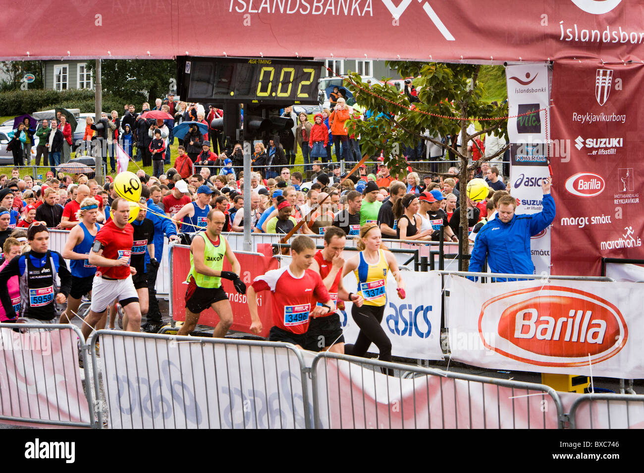 Crowds reykjavik iceland hi-res stock photography and images - Alamy