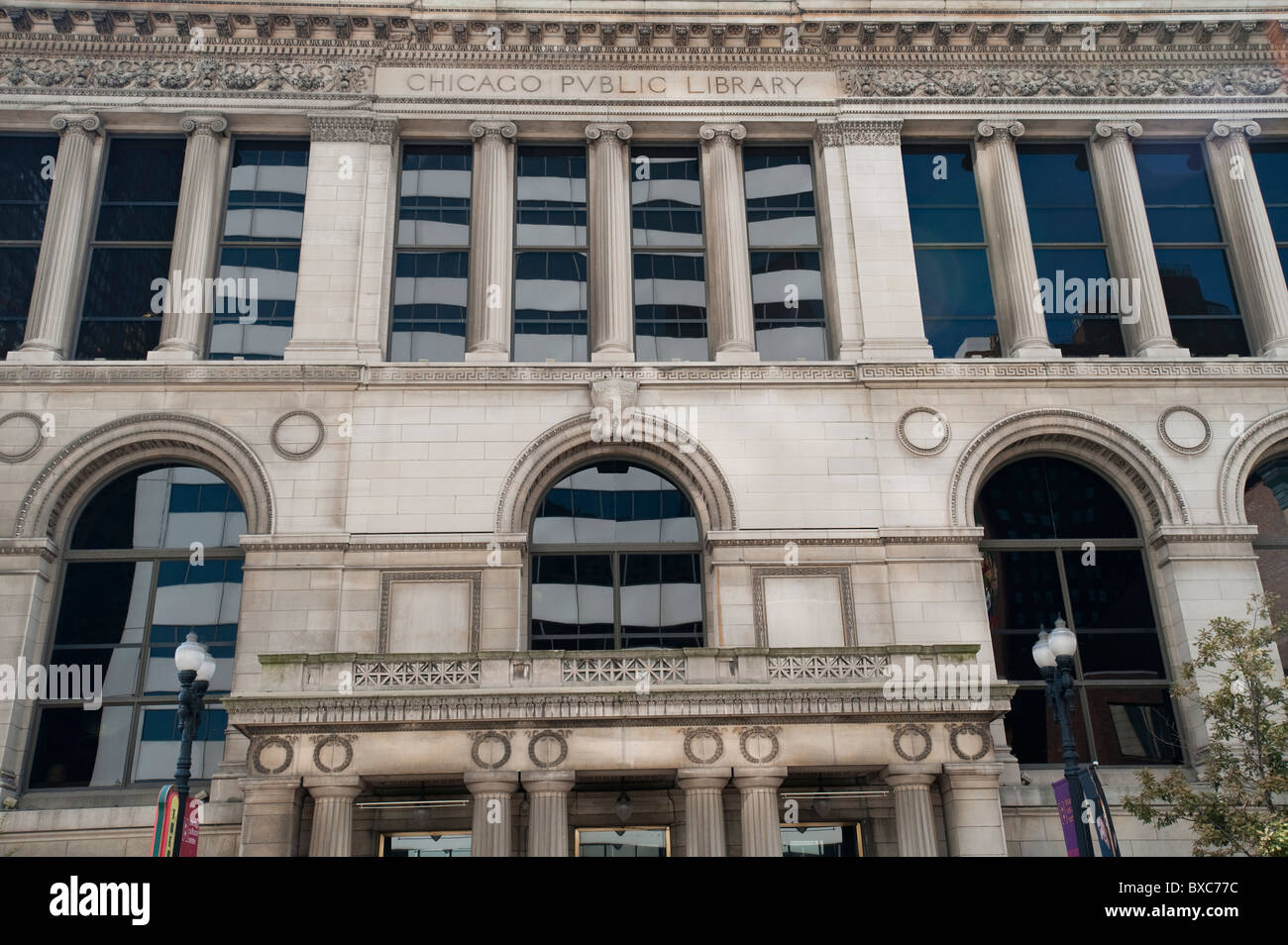 Chicago public library hi-res stock photography and images - Alamy