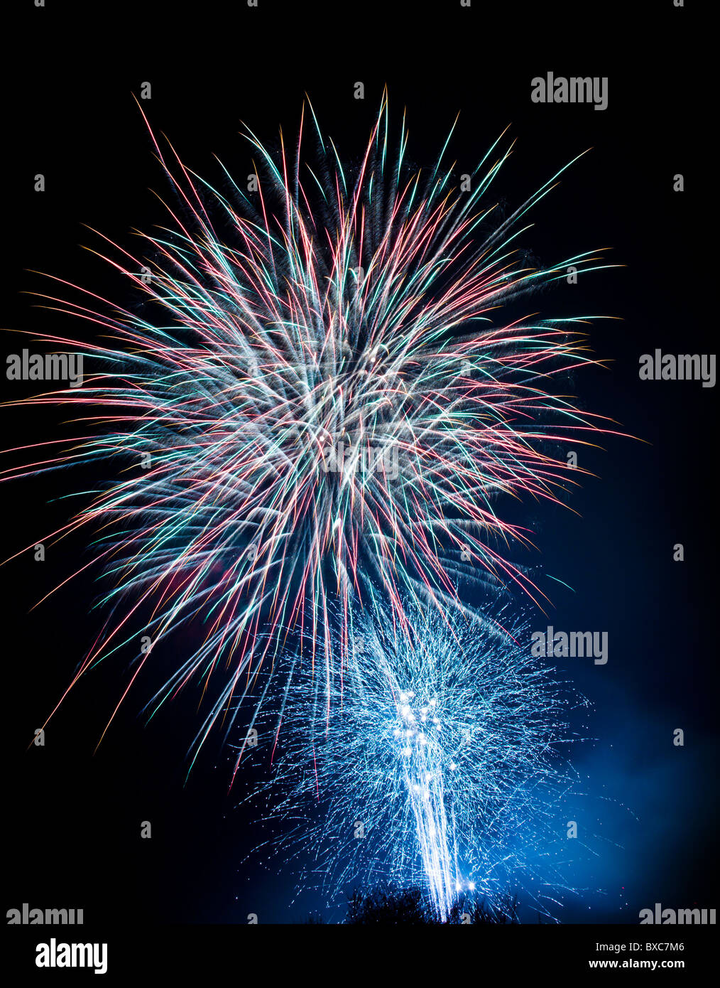 Fire works long exposure hi-res stock photography and images - Alamy