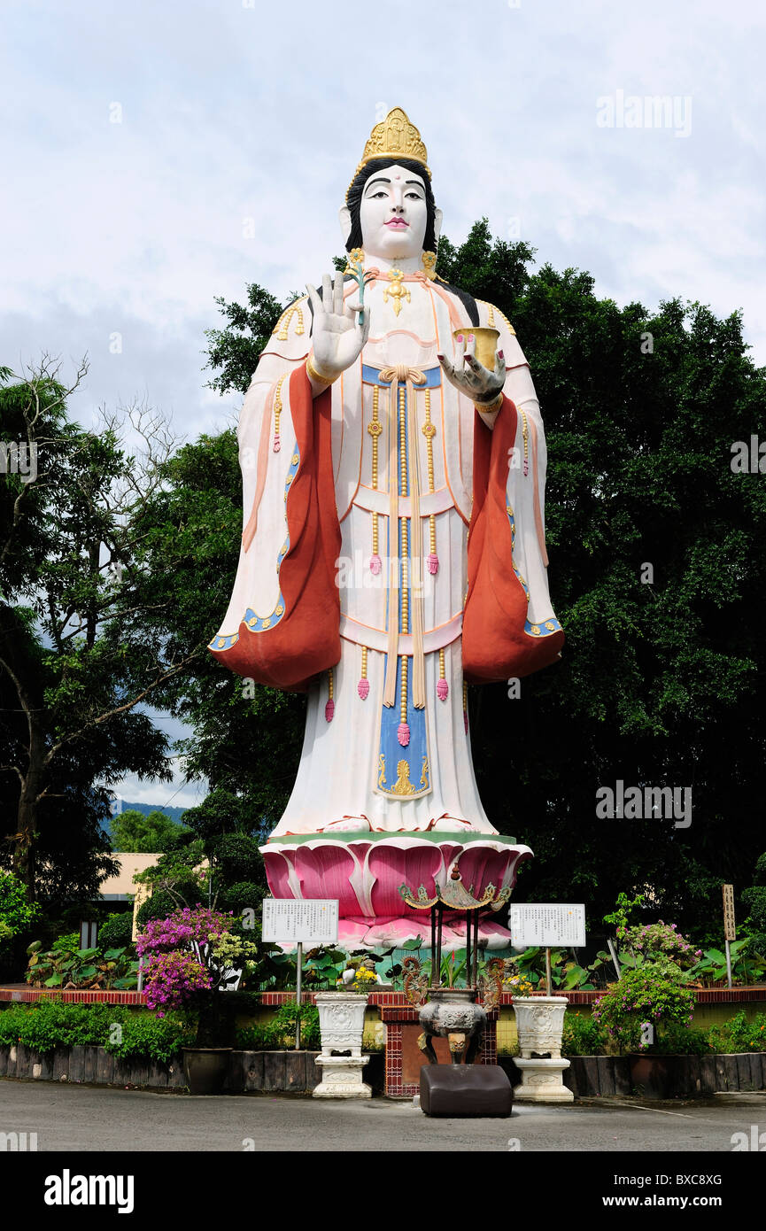 Puh Toh Si Chinese Temple near Kota Kinabalu, Sabah Stock Photo - Alamy