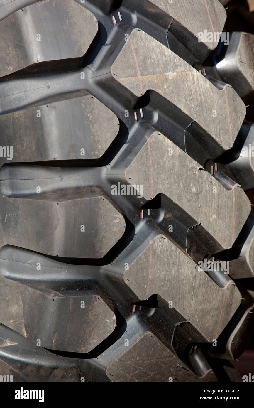 Tyre hi-res stock photography and images - Alamy