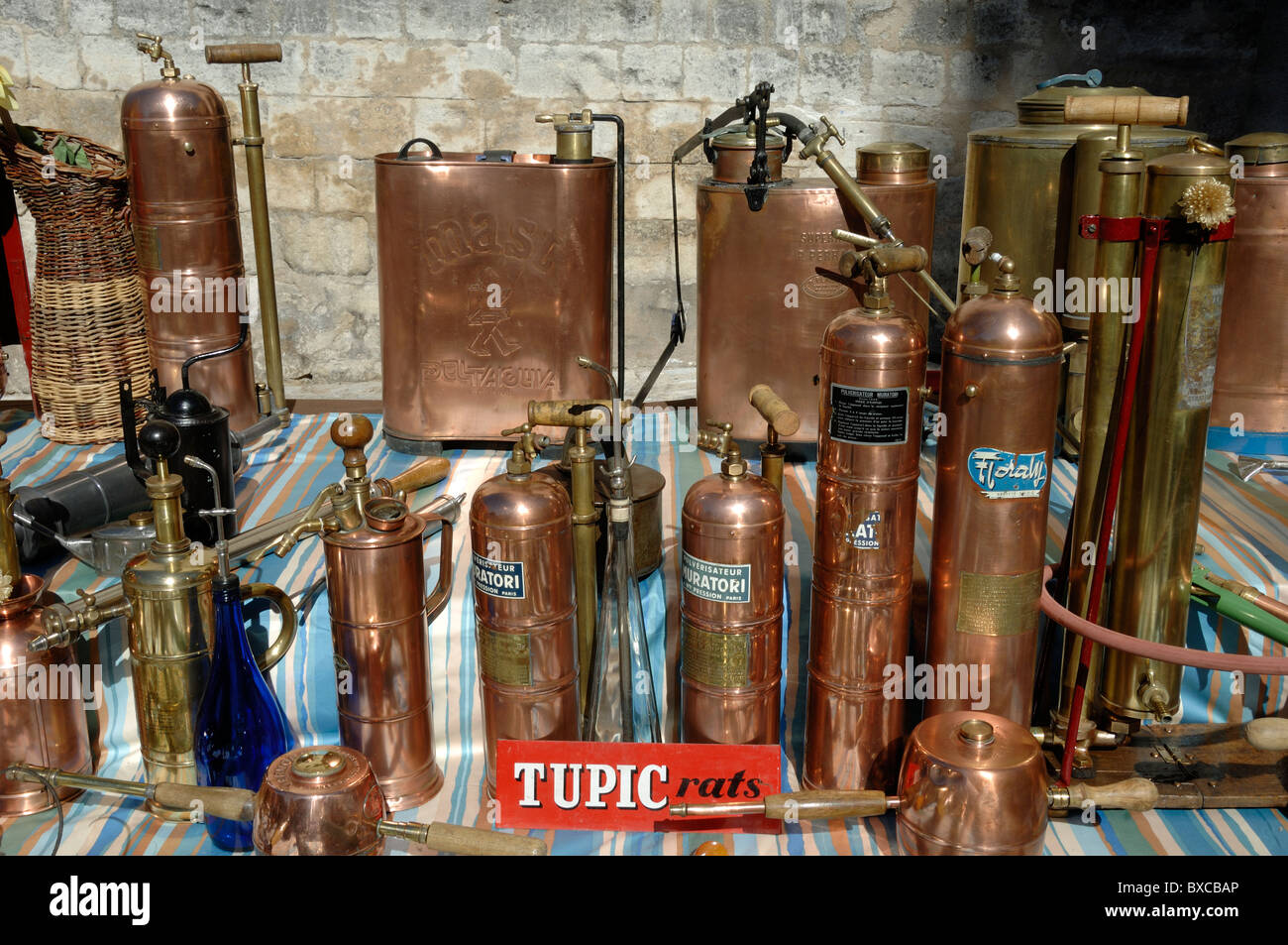 Copper pulverizers hi-res stock photography and images - Alamy