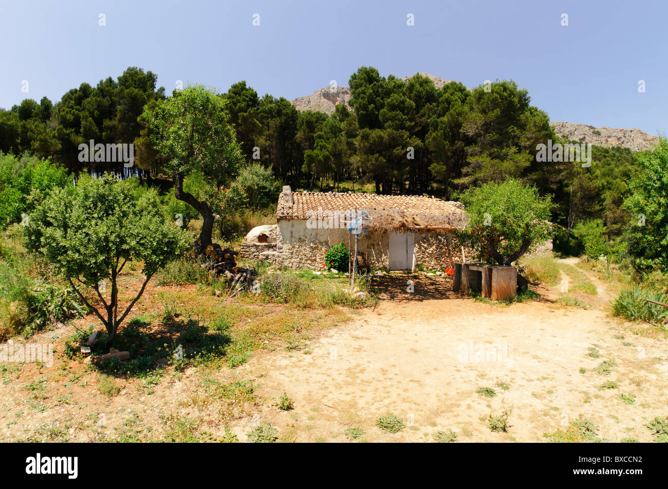 small finca in the Sierra Bernia Mountains, Costa Blanca, Spain Stock ...