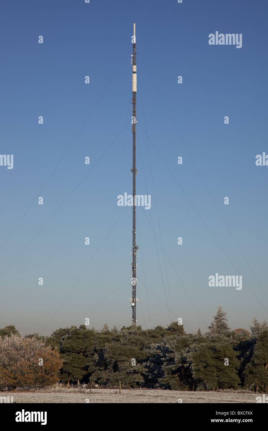 Television transmitter mast hi-res stock photography and images - Alamy