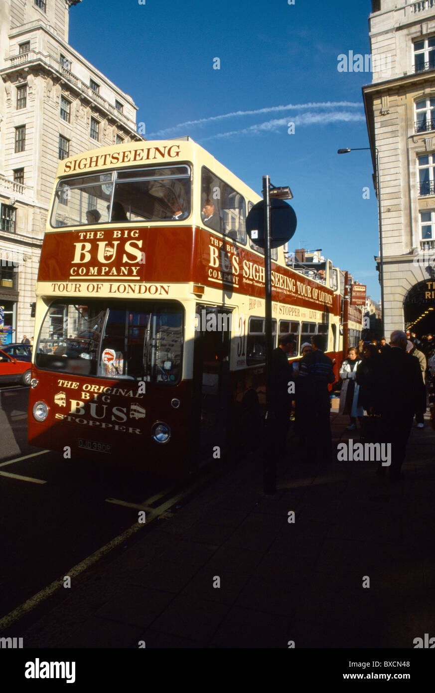 London England Piccadilly Tour Bus Stock Photo - Alamy