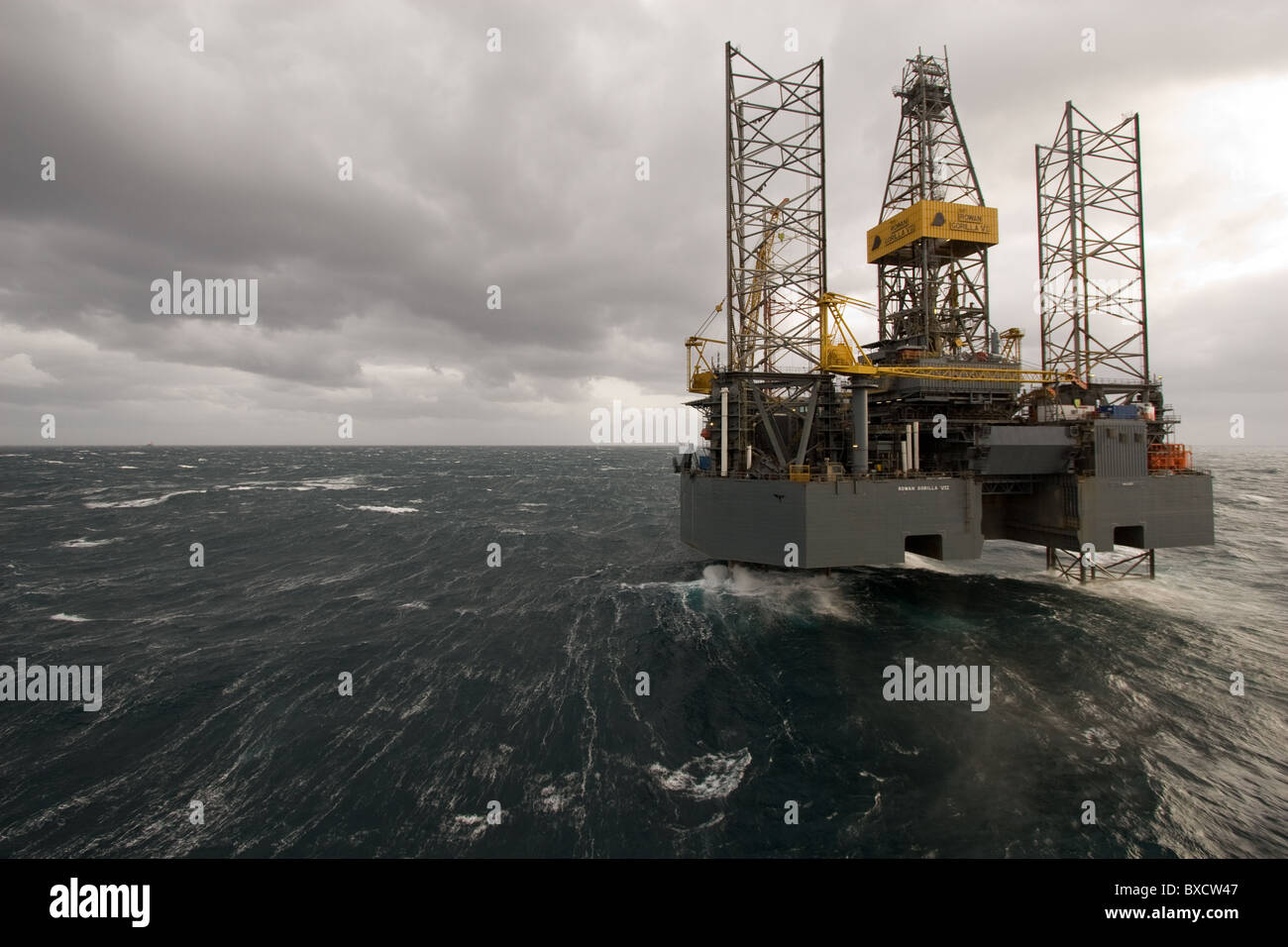 The Rowan Gorilla VII jack-up drilling rig in the British North Sea ...
