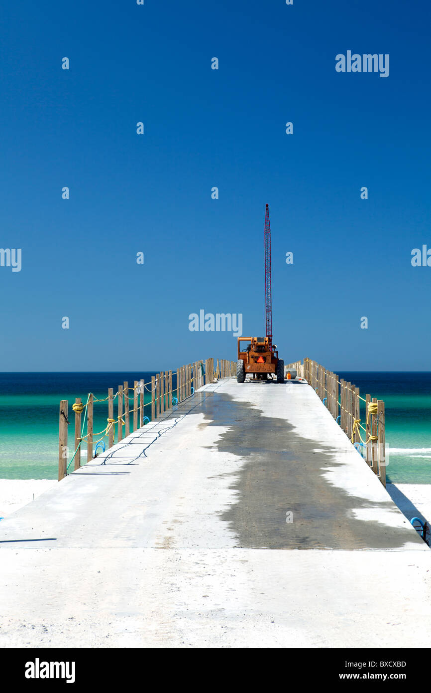 Construction hurricane florida hi-res stock photography and images - Alamy