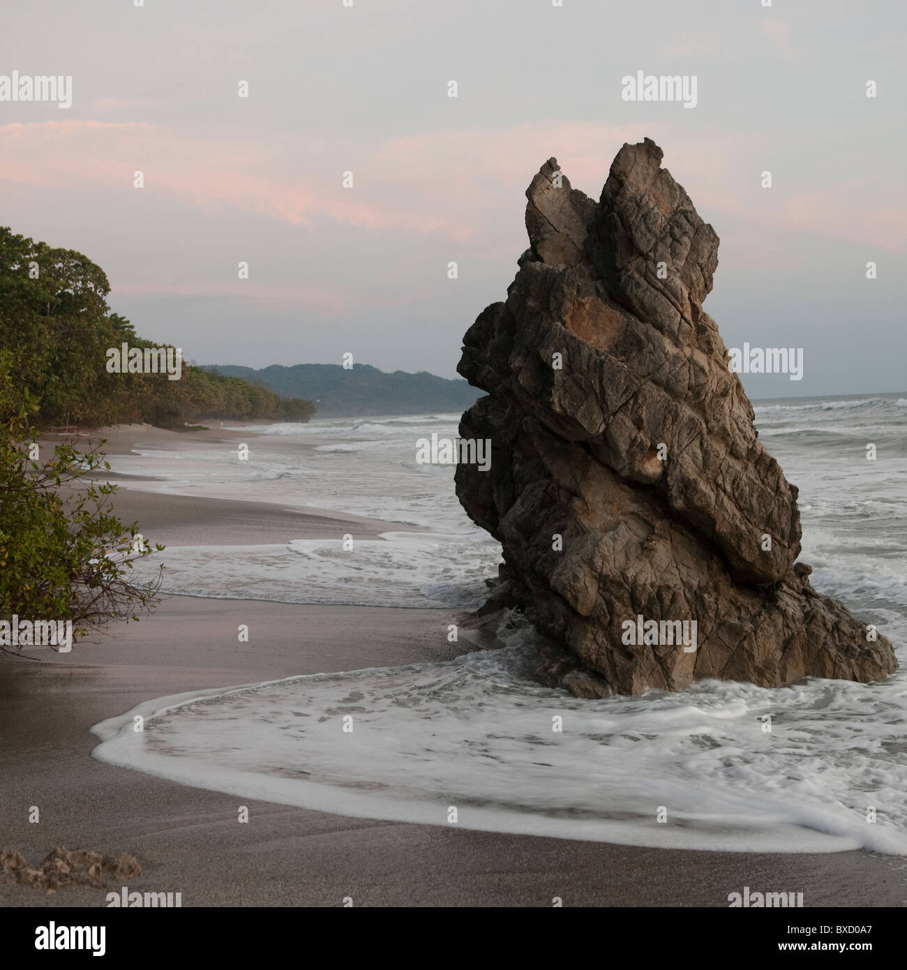 Rugged coastal shorelines hi-res stock photography and images - Alamy
