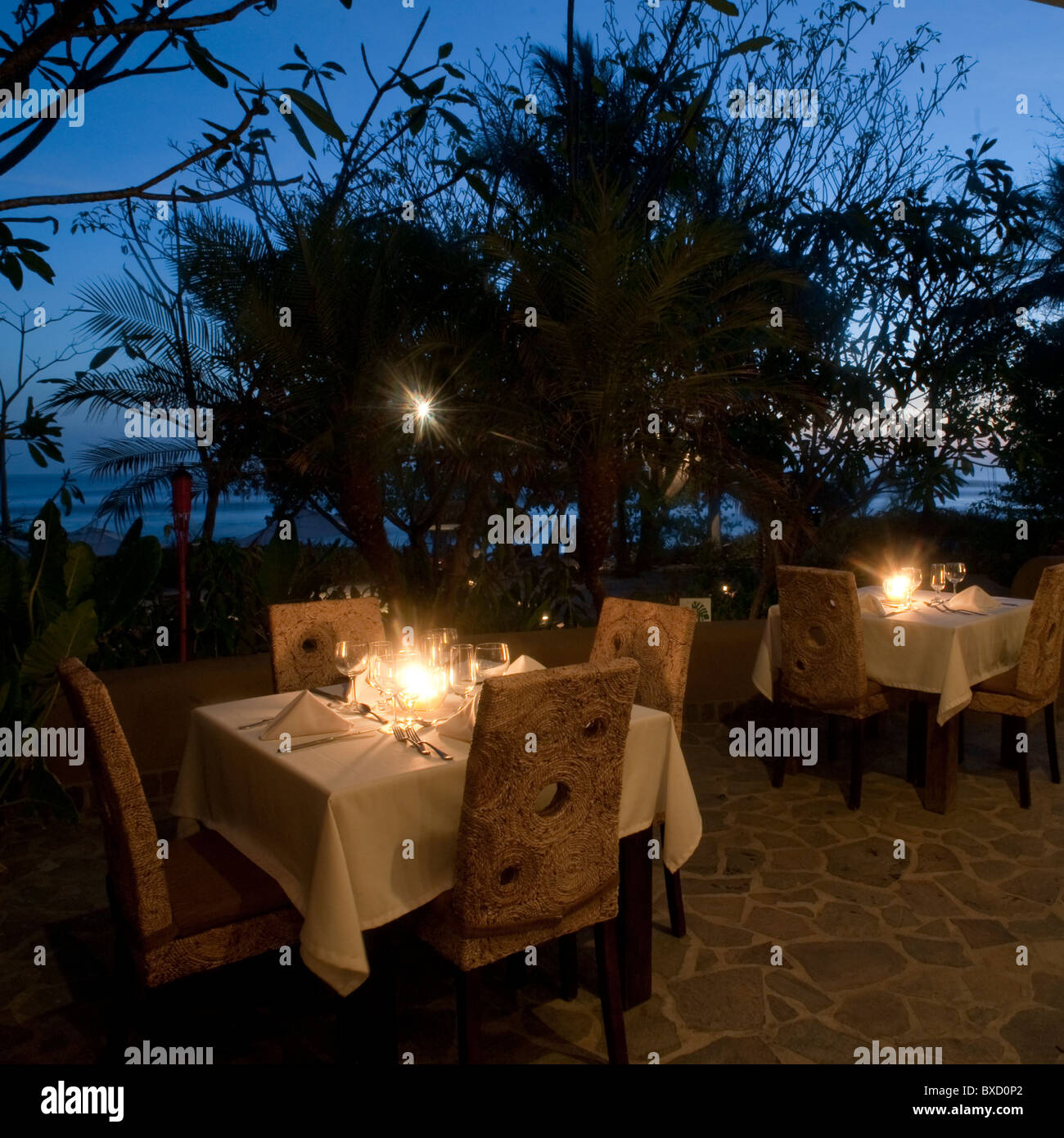 Outdoor dining table in Costa Rica Stock Photo - Alamy Outdoor dining table in Costa Rica Stock Photo - Alamy