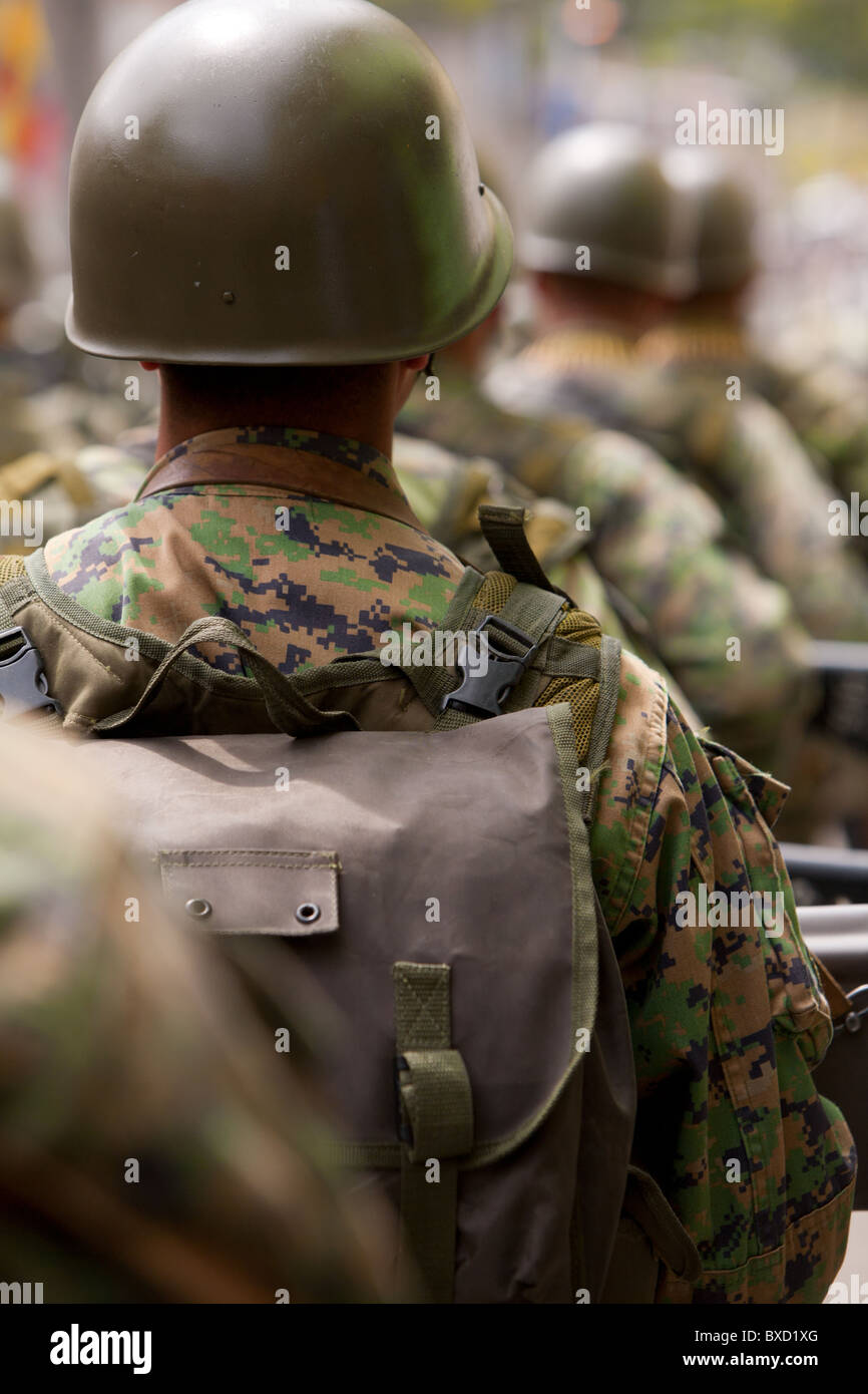 Group Of Soldiers Prepared For Action Stock Photo - Alamy