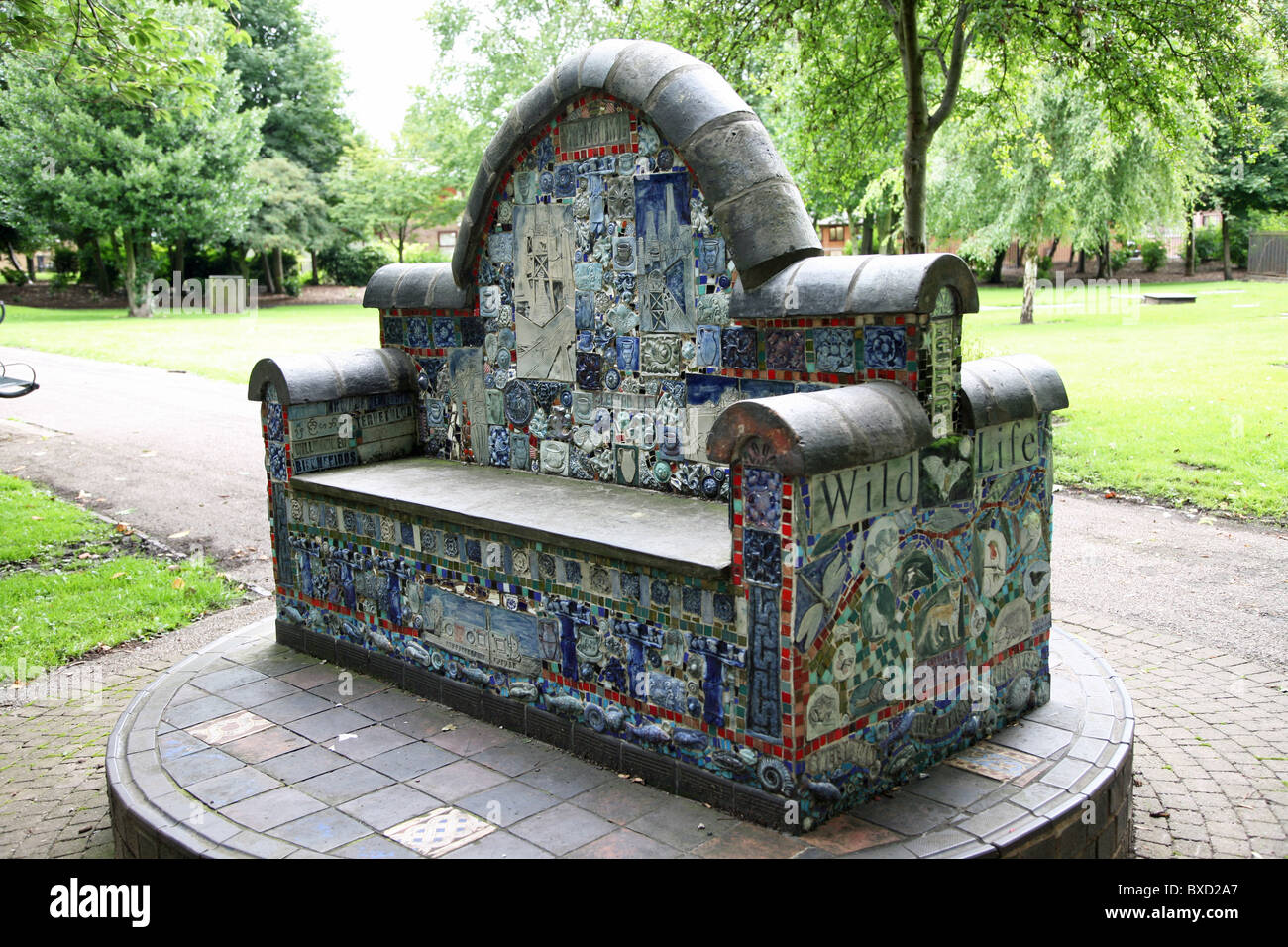 Minster churchyard hi-res stock photography and images - Alamy