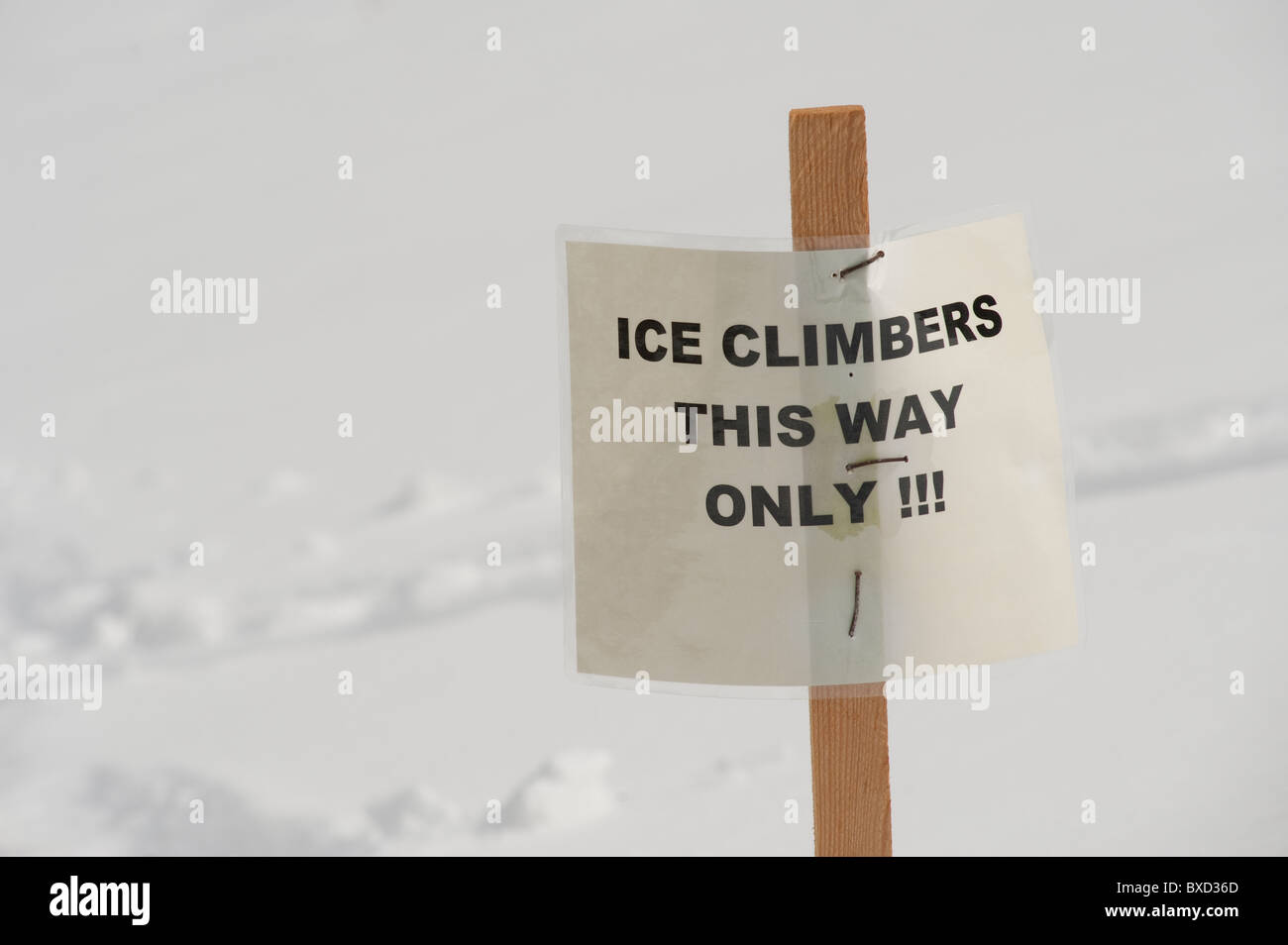 Warning sign in Vail, Colorado Stock Photo - Alamy