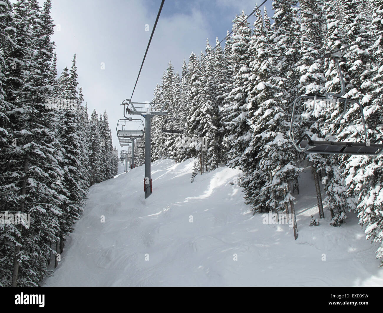 Chair lift on the ski slopes in Vail, Colorado Stock Photo - Alamy
